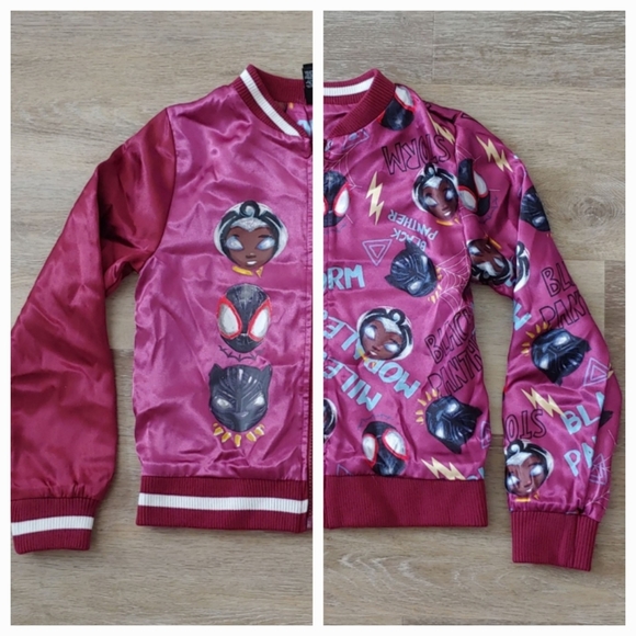 Marvel | Jackets & Coats | Nwt Marvel Artist Series Nikkolas Girls ...